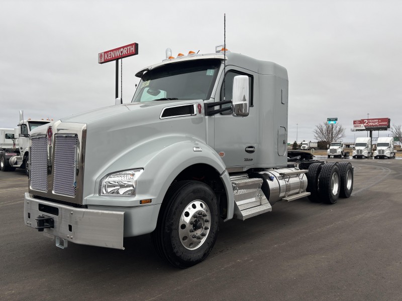 Buy 2026 Kenworth T880 Ntj201363 - Trucks for sale In Fargo, Nd